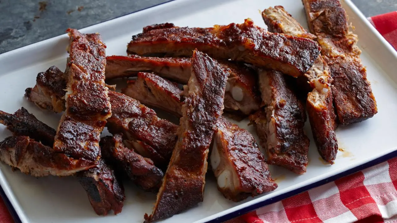 Kansas City Style Pork Ribs Recipe | The Neelys | Food Network