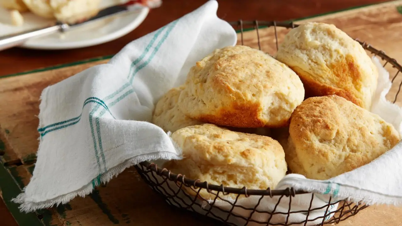 Biscuits Recipe | Ree Drummond | Food Network