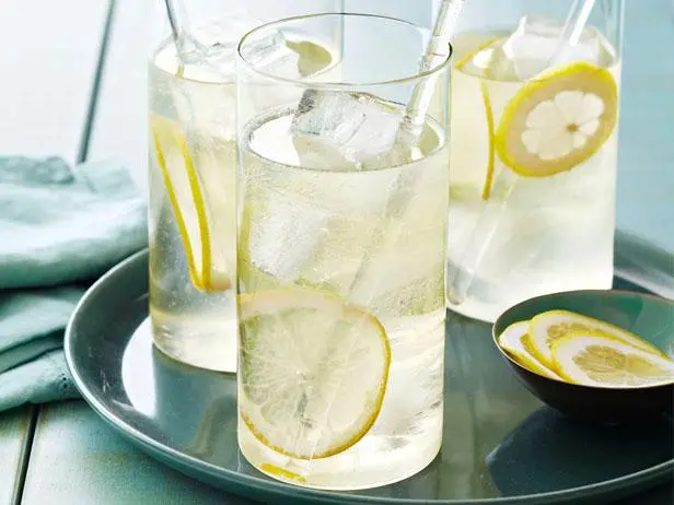 Lemon-Wine Spritzers Recipe - Chef's Resource Recipes