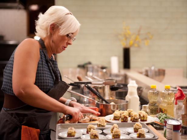 Emily Ellyn, Food Network Star Season 8 Finalist | Food Network