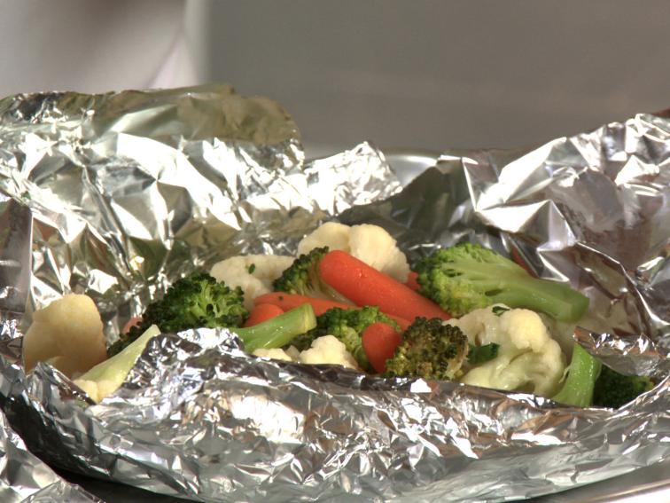 Mediterranean Veggie Packets Recipe | Food Network