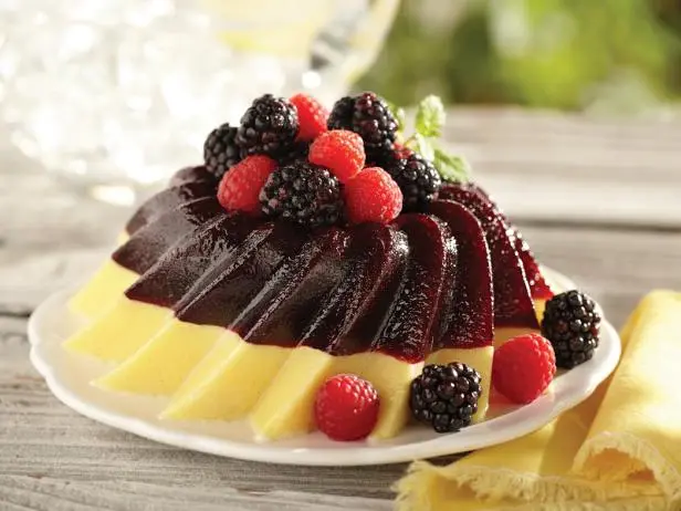 Creamy Lemon Berry Dessert Recipe - Chef's Resource Recipes