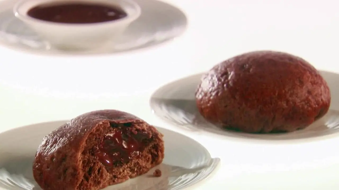 Chocolate Bao Recipe | Giada De Laurentiis | Food Network