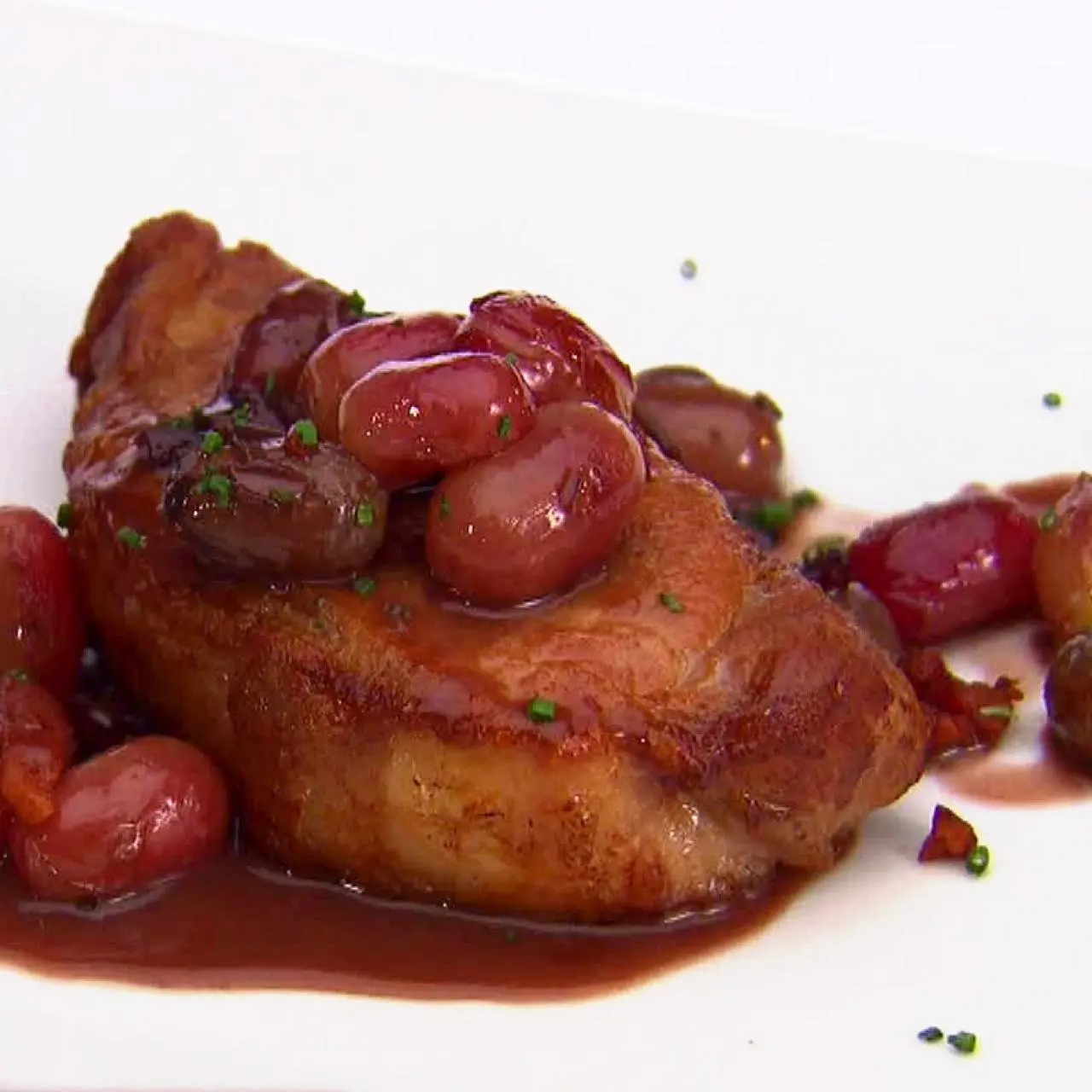 how to cook pork chops with grape jelly