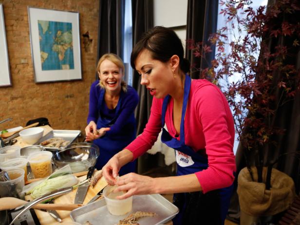 Do It Yourself Cooking | Worst Cooks in America | Food Network