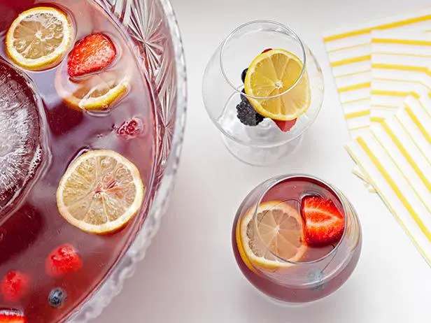 Pomegranate Rum Punch for a Crowd Recipe - Chef's Resource Recipes