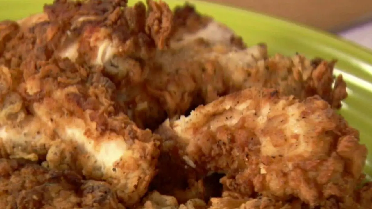 Crispy Chicken Strips Recipe | Ree Drummond | Food Network