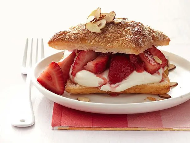 Strawberry Napoleons With Prosecco Cream Recipe - Chef's Resource Recipes