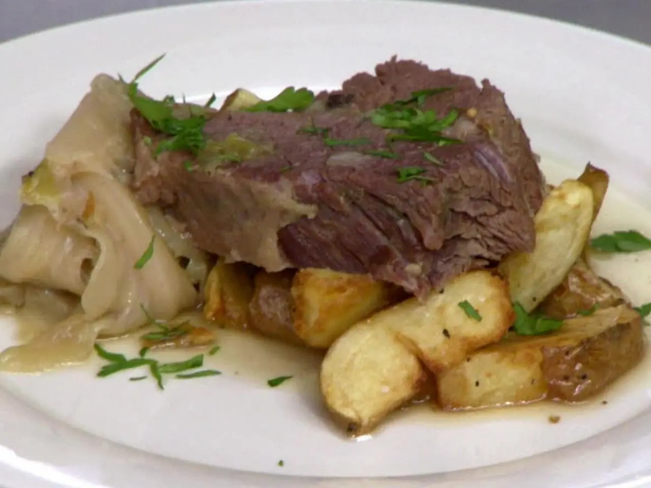how to cook corned beef food network