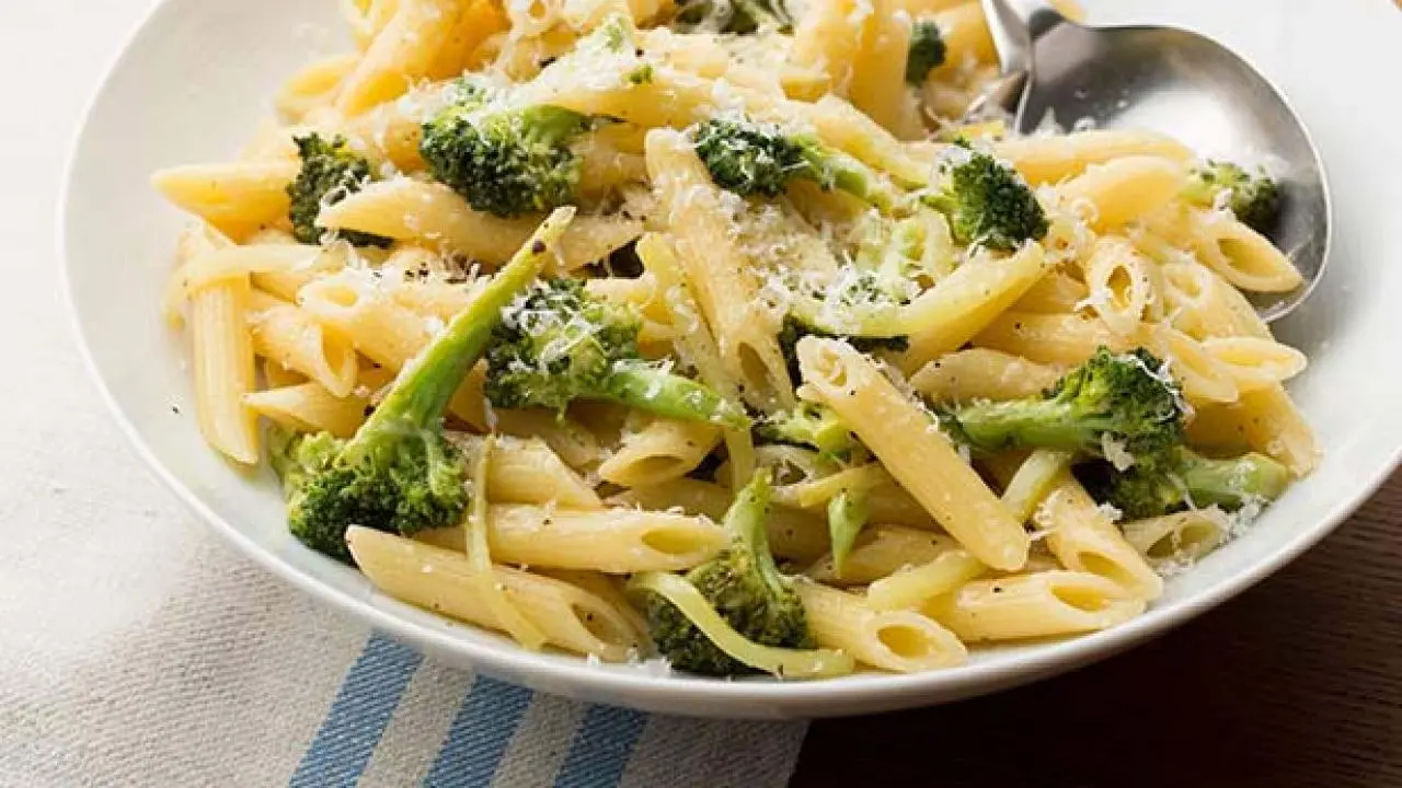 Pasta with Broccoli Recipe Recipe | Melissa d'Arabian | Food Network