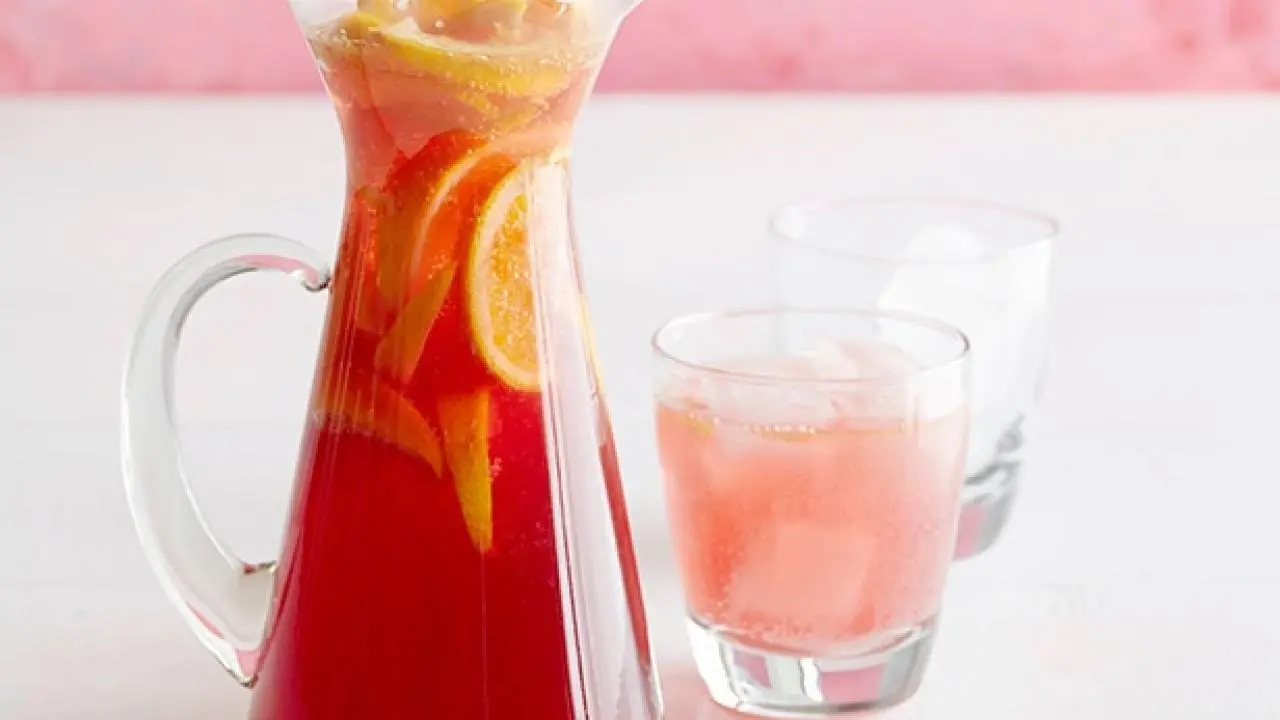 Sparkling Cranberry Quencher Recipe | Sandra Lee | Food Network