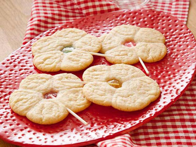 Flower Cookie Pops Recipe | Food Network Kitchen | Food Network
