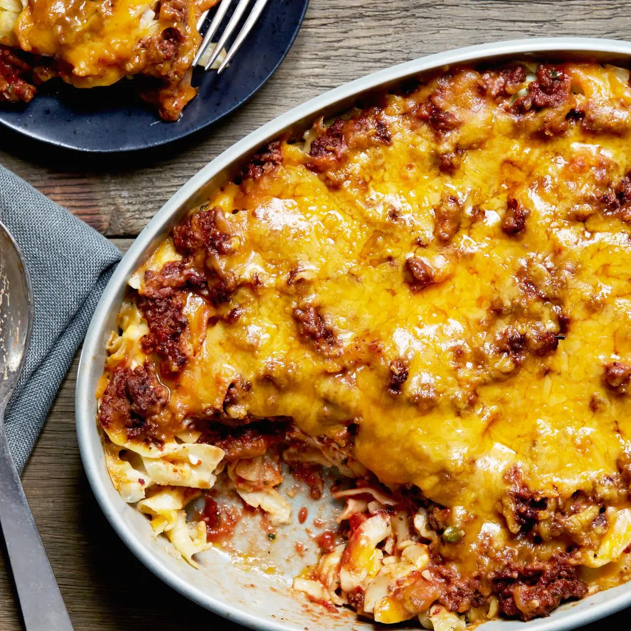 Sour Cream Beef Noodle Casserole (Creamy, Cheesy Comfort Classic ...