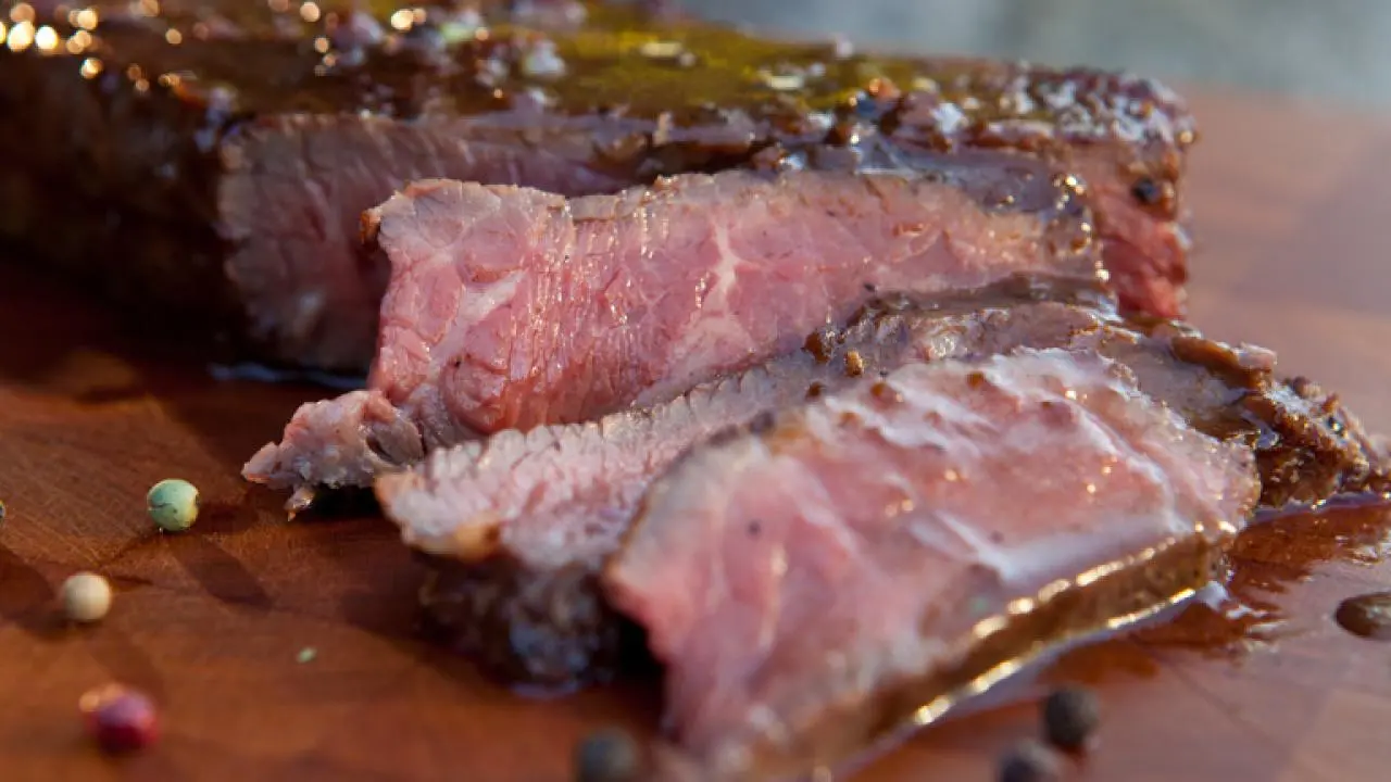 grilled new york steak nutrition