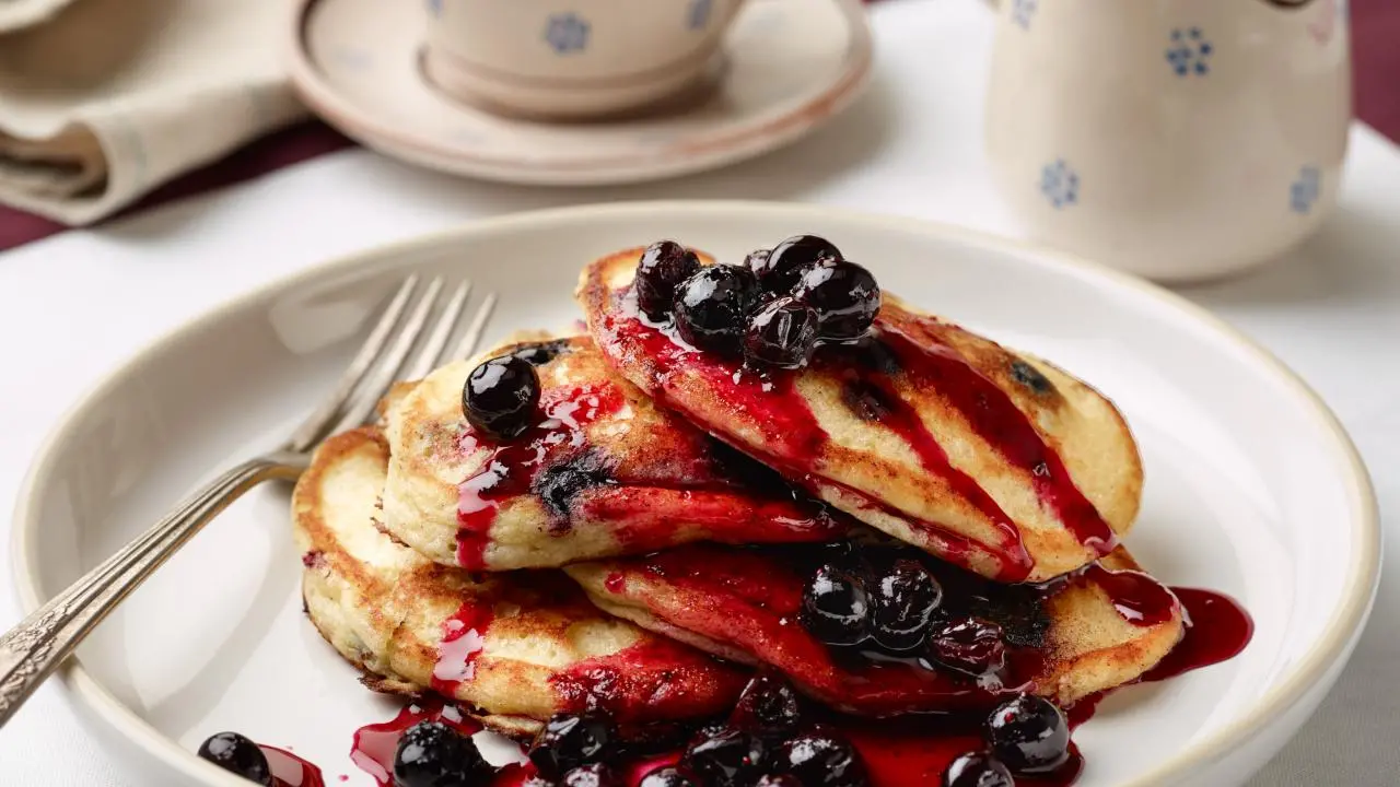 Hotcakes with Delicious Blueberry Compote Recipe | Curtis Stone | Food ...