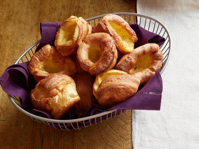 Yorkshire Pudding Recipe | Ree Drummond | Food Network