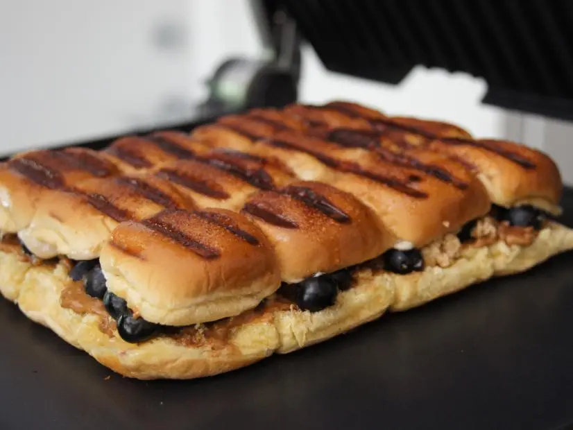 Peaches, Cream Cheese and Granola Breakfast Paninis Recipe | Hedy ...