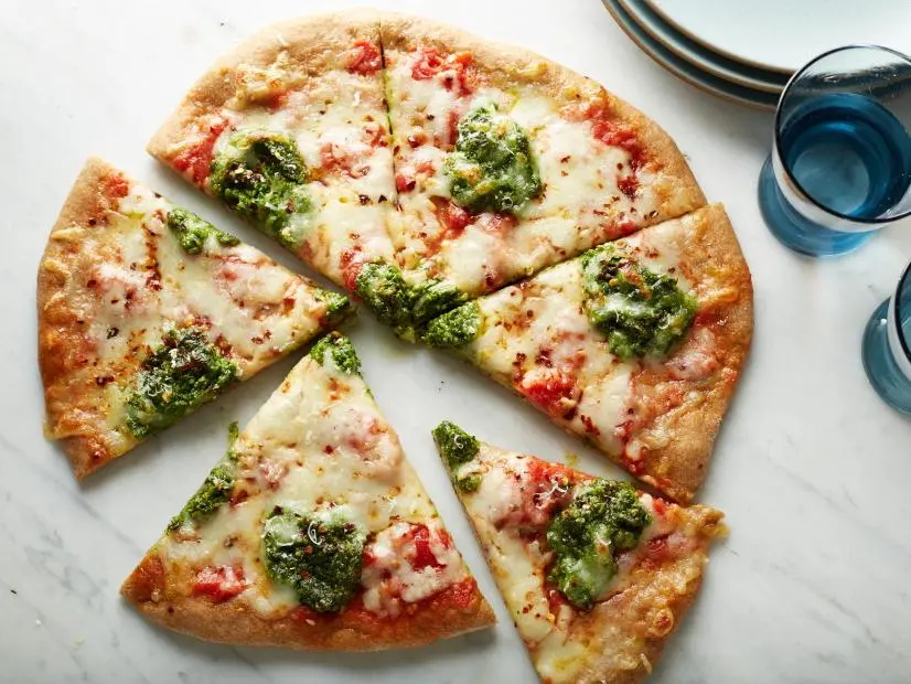 Healthy Whole-Wheat Pizza with Arugula Parsley Pesto Recipe | Food ...