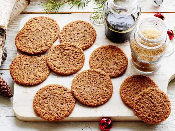 Molasses Cookies Recipe | Anne Burrell | Food Network