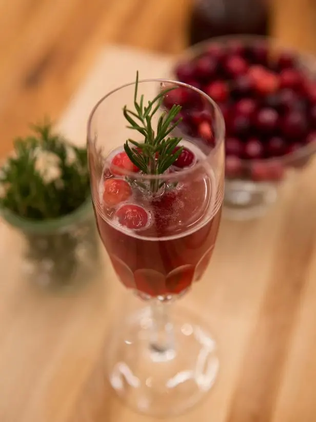 Cranberry Prosecco Fizz Recipe | Food Network