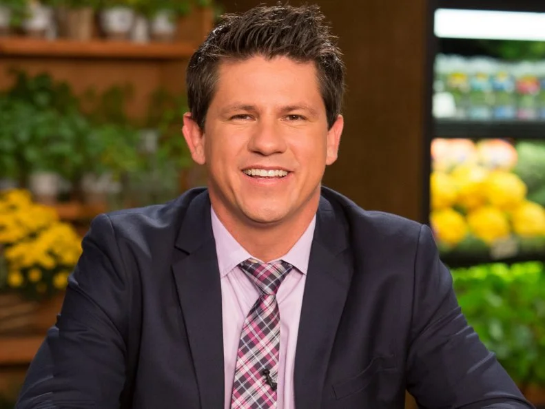 The Triple G Judges Play 5 Ingredients or Less | Food Network