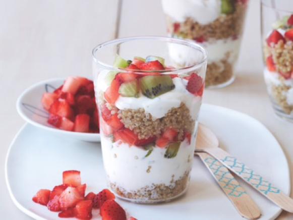 Strawberry Kiwi Quinoa Breakfast Parfait Recipe | Katie Lee Biegel ...