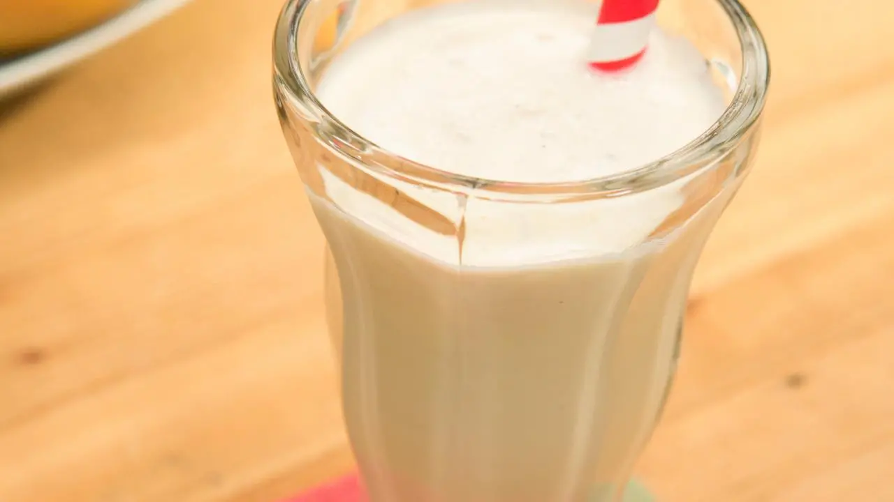 Malted Milk Shakes Recipe | Geoffrey Zakarian | Food Network
