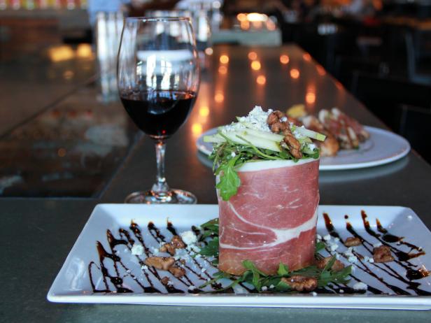 Pitch Pizzeria in Omaha : Food Network | Restaurants : Food Network ...