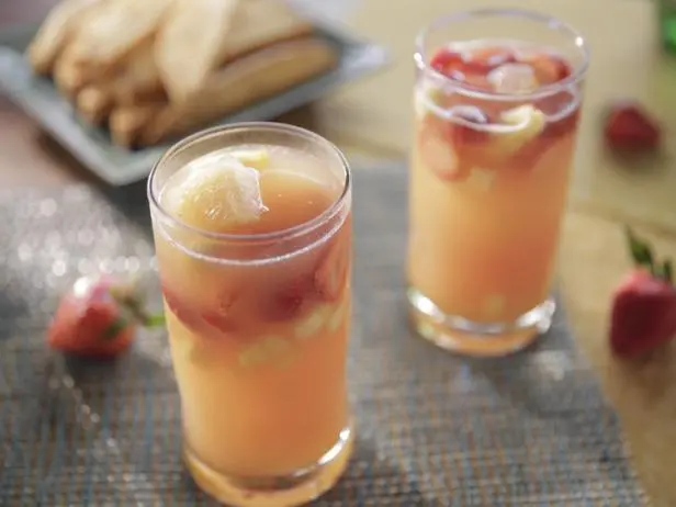 Knockout Punch Recipe | Trisha Yearwood | Food Network