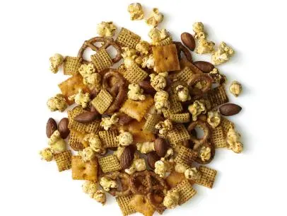 Cheesy Garlic Snack Mix Recipe | Food Network