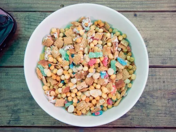 'Flix Mix Recipe | Justin Warner | Food Network