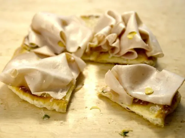Pizza Bianca Recipe | Giada De Laurentiis | Food Network