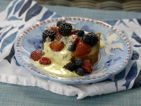 Pound Cake with Limoncello Zabaglione Recipe | Giada De Laurentiis ...