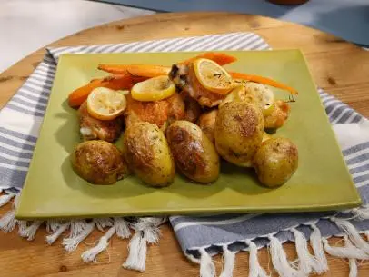 Sunny's 2-Ingredient Creamy Roasted Rosemary Potatoes Recipe | Sunny ...
