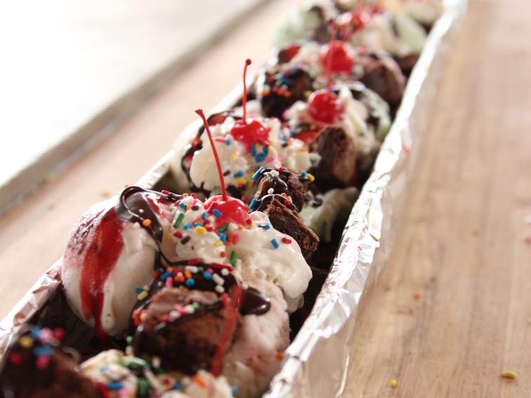 Six Foot Sundae Recipe | Ree Drummond | Food Network