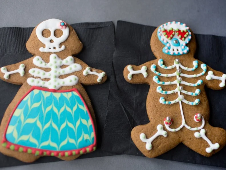 Halloween Gingerbread Ghouls : Food Network | Food Network