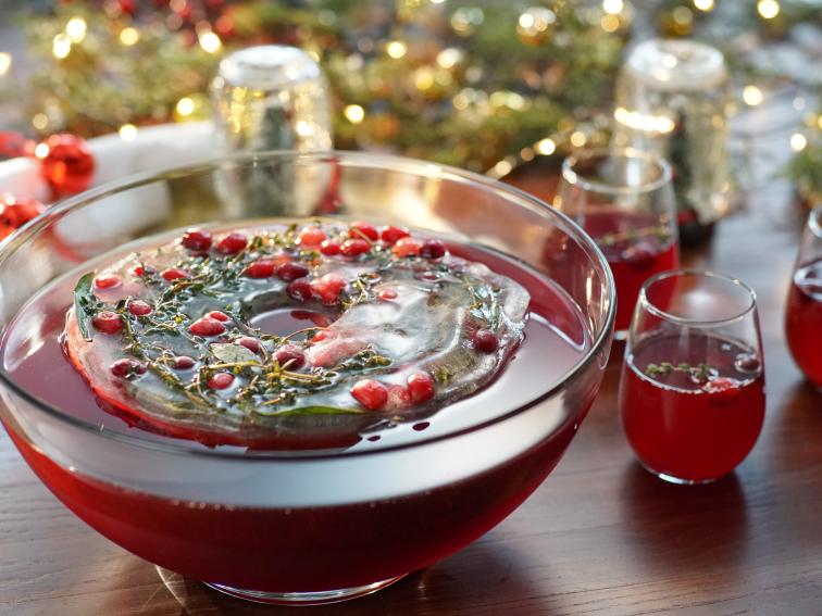 Cranberry-Orange Holiday Punch Recipe | Valerie Bertinelli | Food Network