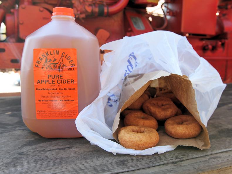 The Best Foods to Eat in Michigan : Food Network | Best Food in America ...