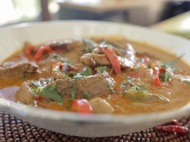 Spicy Thai Red Beef Curry Recipe - Chef's Resource Recipes