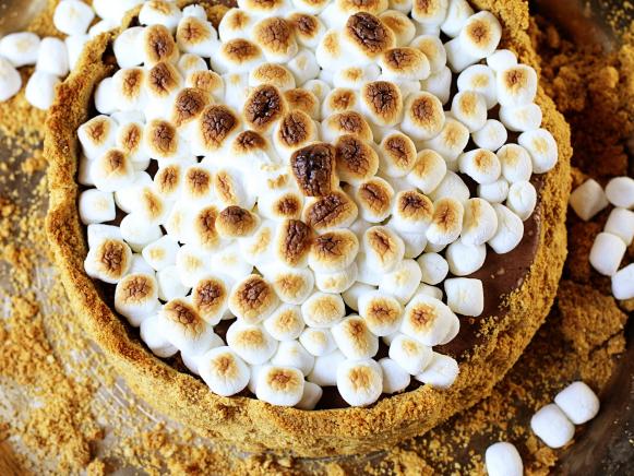 No-Bake Frozen S'mores Cheesecake Recipe | Amanda Rettke | Food Network