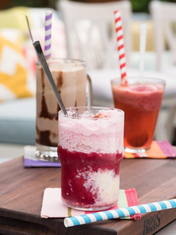 Sunny's Bacon Berry Fun Float Recipe | Sunny Anderson | Food Network