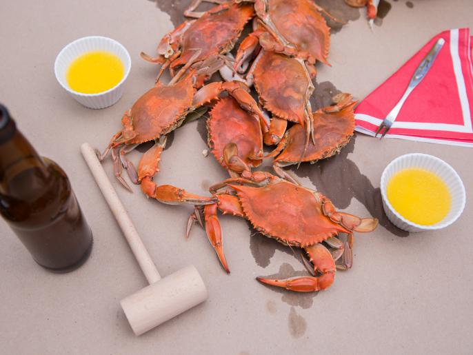 Beer-Poached Blue Crabs with Sweet 'n' Savory Coleslaw Recipe | Food ...