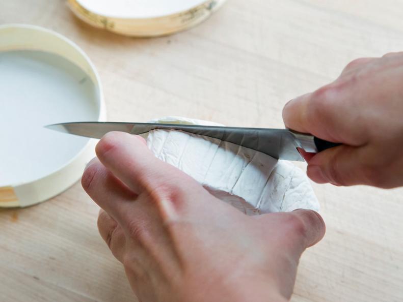10 Ways to Dress Up a Wheel of Brie | Thanksgiving Entertaining Recipes ...
