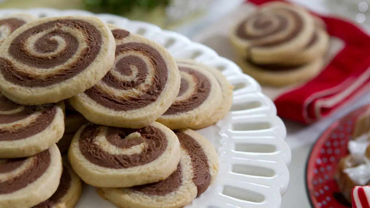 Lizzie's Chocolate Pinwheel Cookies Recipe | Trisha Yearwood | Food Network