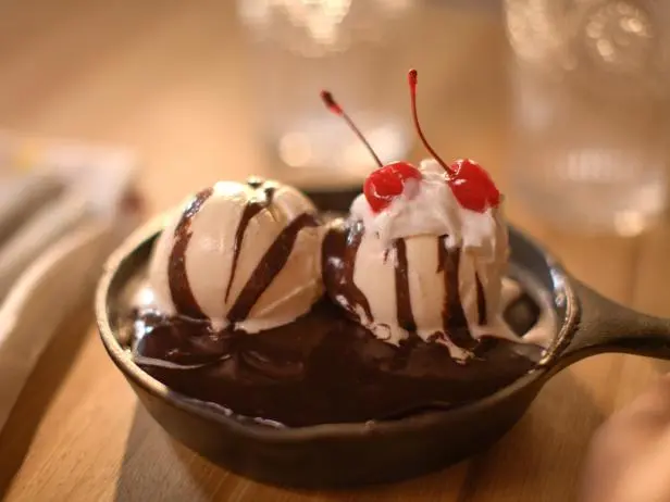 Mexican Chocolate Sundae Recipe | Ree Drummond | Food Network