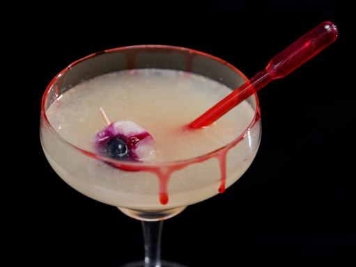 Eyeball-tini Recipe | Tia Mowry | Food Network