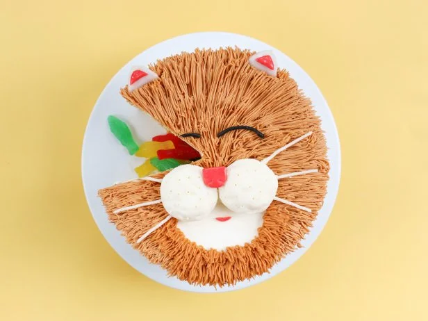 How to Make The Cutest-Ever Cat Cake | Food Network