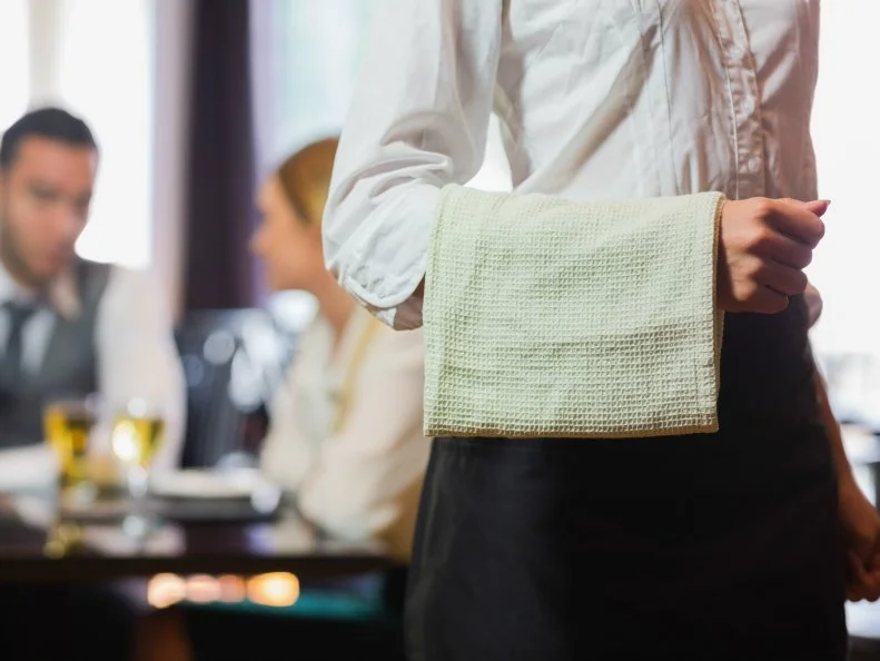 10 Food Safety Deal Breakers at Restaurants : Food Network | Food Network