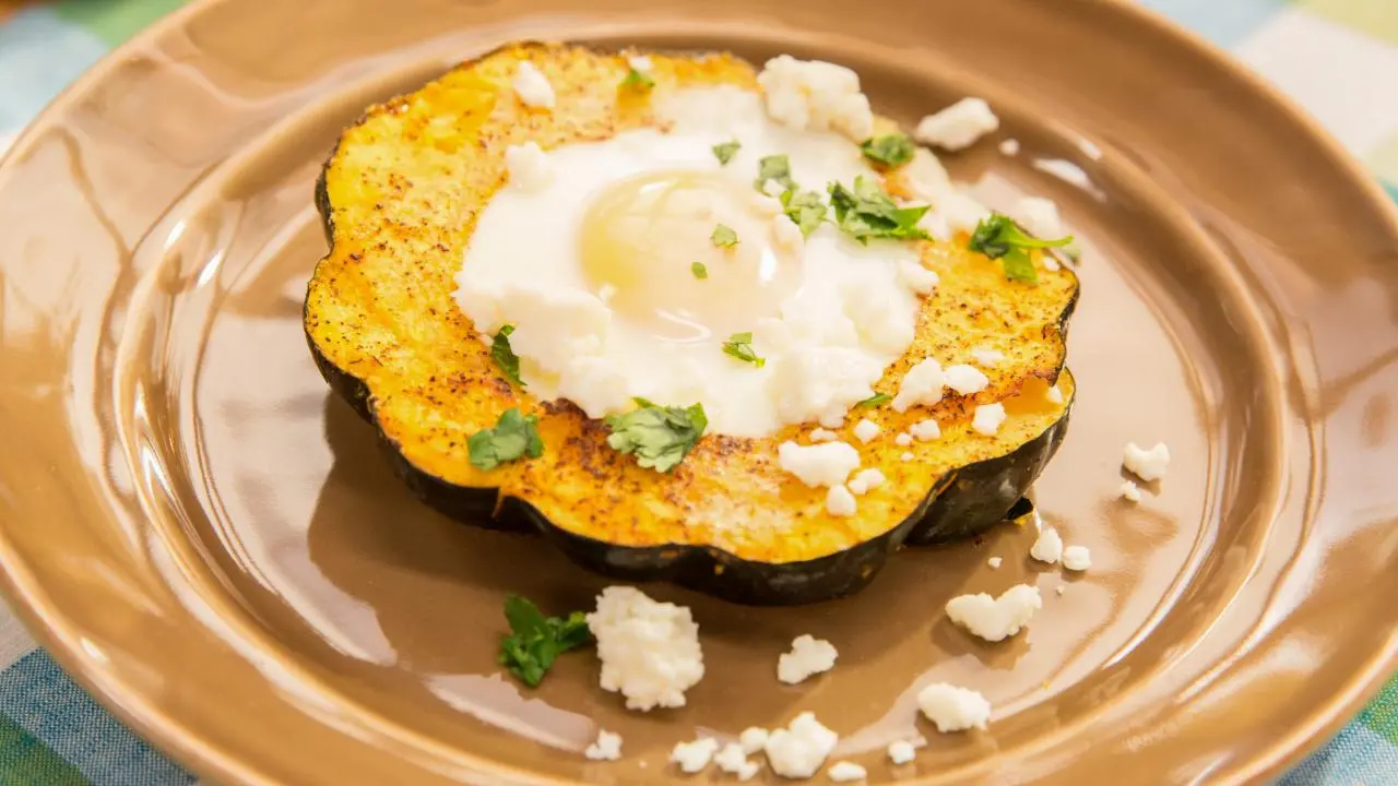 Egg Baked in Acorn Squash Recipe | Katie Lee Biegel | Food Network