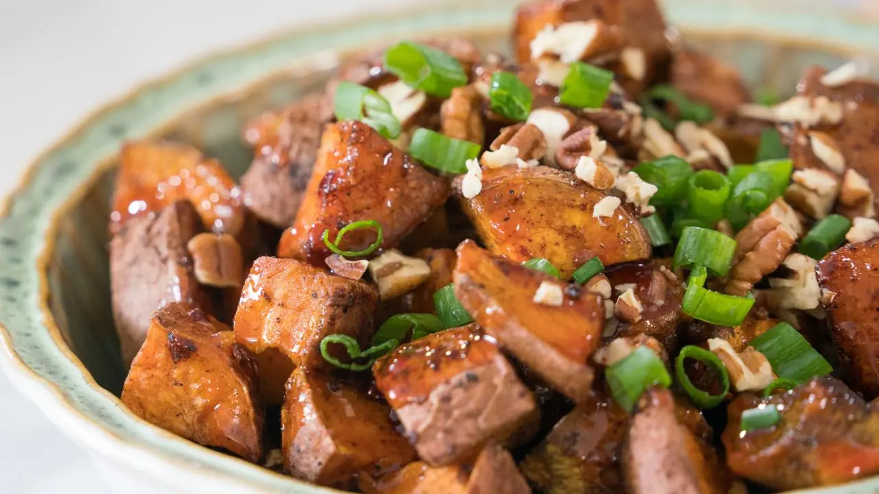 Sweet and Spicy Glazed Sweet Potatoes Recipe | Trisha Yearwood | Food ...